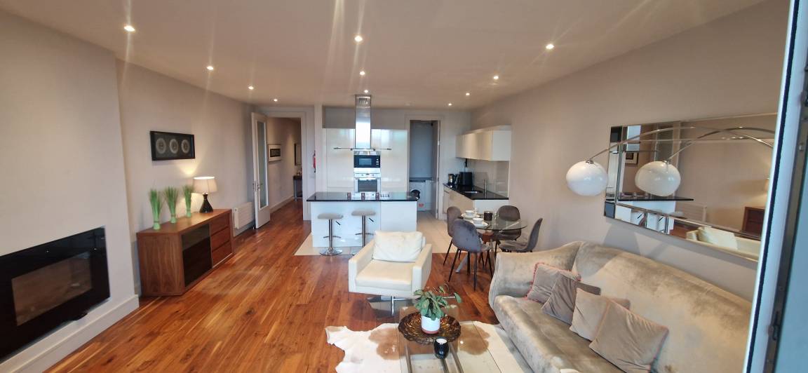 45 M² Apartamento ∙ 1 Habitación ∙ 2 Huéspedes - Cork