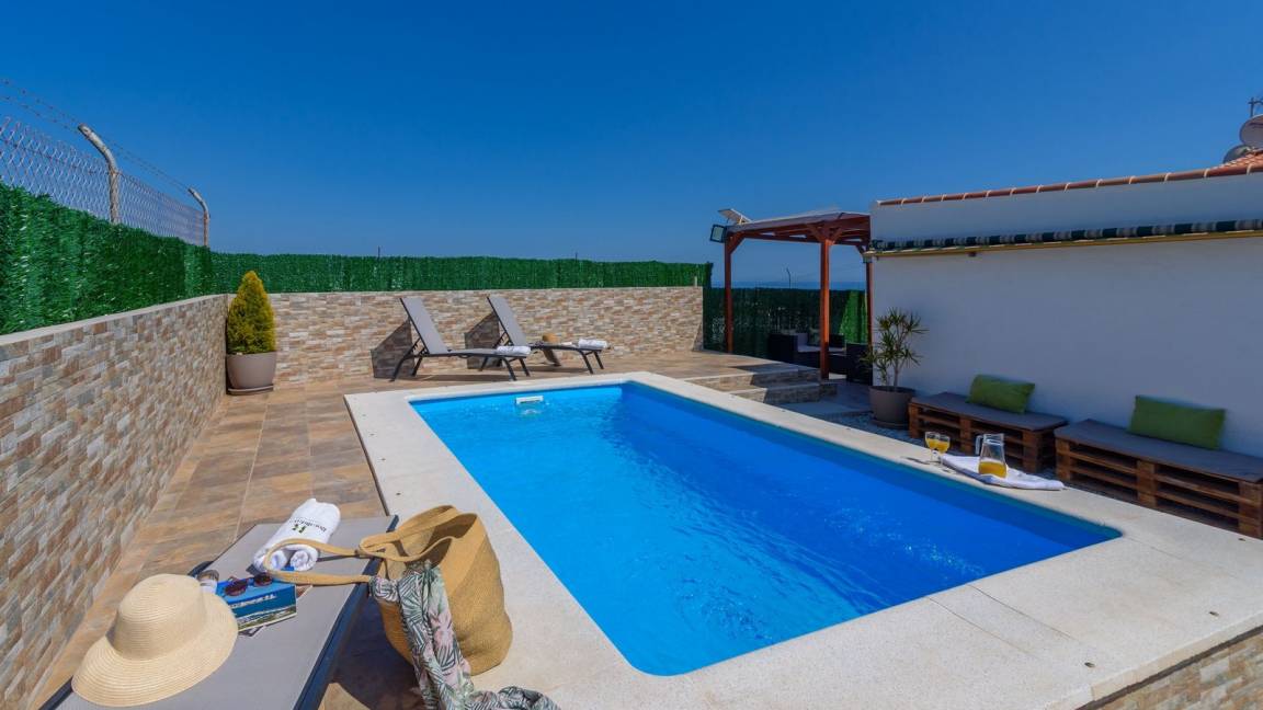 77 M² Maison De Vacances ∙ 3 Chambres ∙ 6 Personnes - Torre del Mar