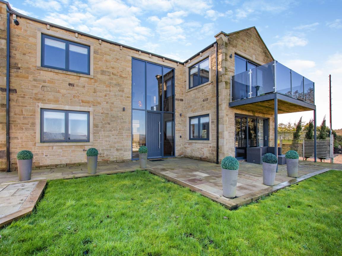 Cottage ∙ 4 Bedrooms ∙ 8 Guests - Clitheroe