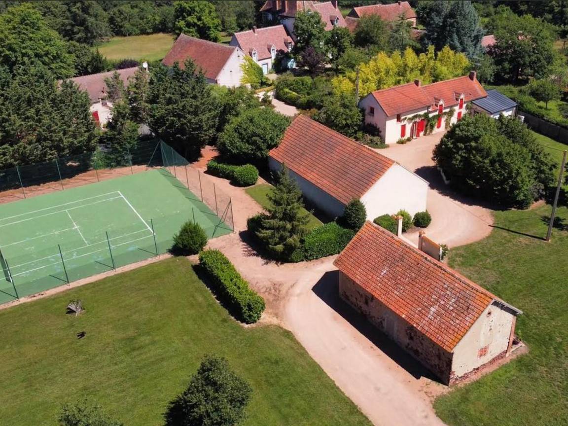 190 M² Landhaus ∙ 3 Schlafzimmer ∙ 6 Gäste - Auvergne