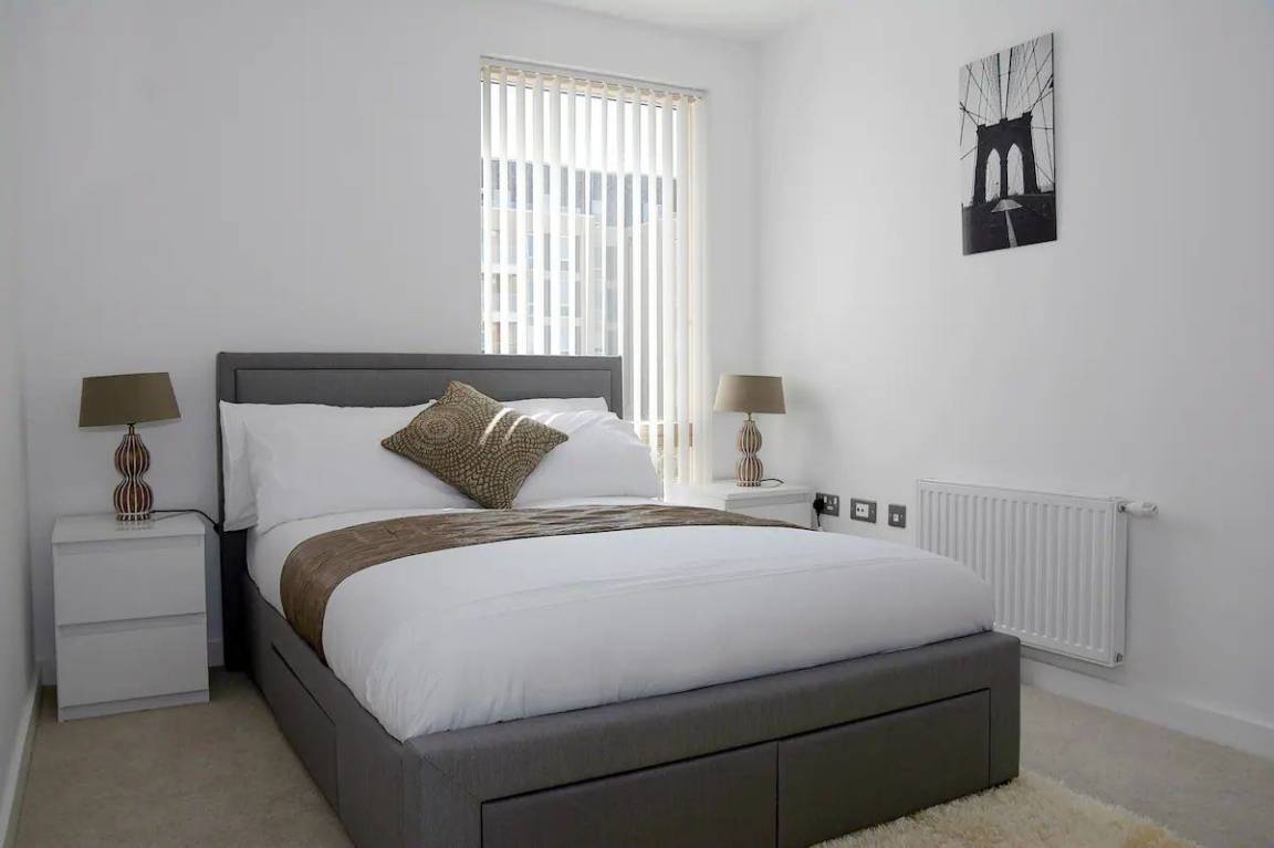 75 M² Apartment ∙ 2 Bedrooms ∙ 4 Guests - London