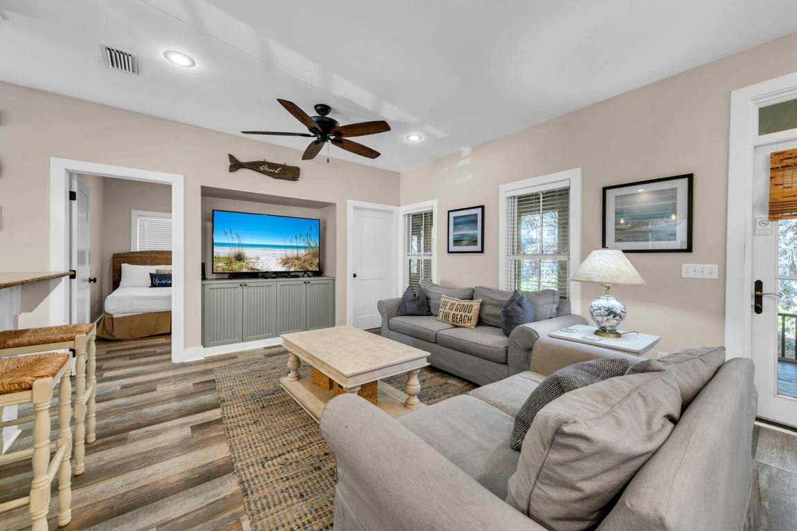 114 M² House ∙ 3 Bedrooms ∙ 10 Guests - Seacrest, FL