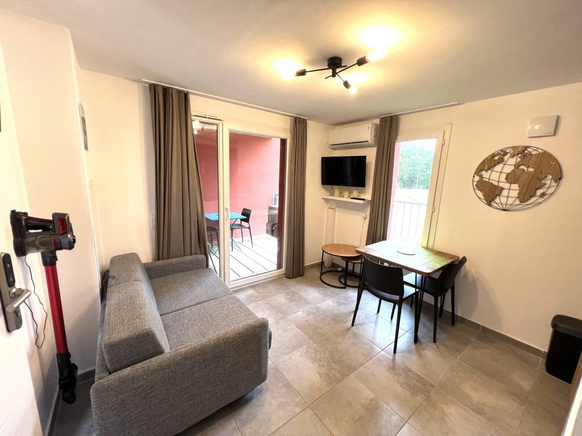 26 M² Appartement ∙ 1 Slaapkamer ∙ 4 Gasten - Lecci