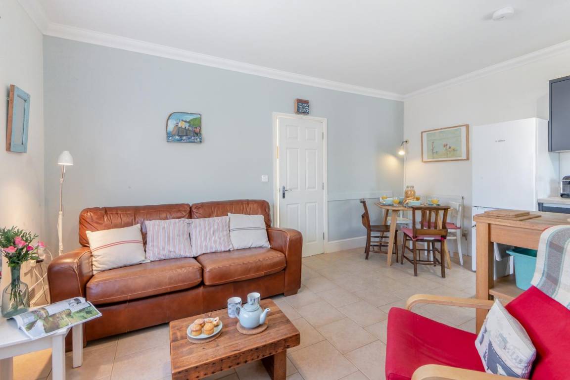 Cottage ∙ 2 Bedrooms ∙ 4 Guests - Hunstanton
