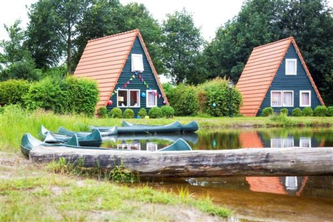 House ∙ 18 Bedrooms ∙ 30 Guests - Lemmer