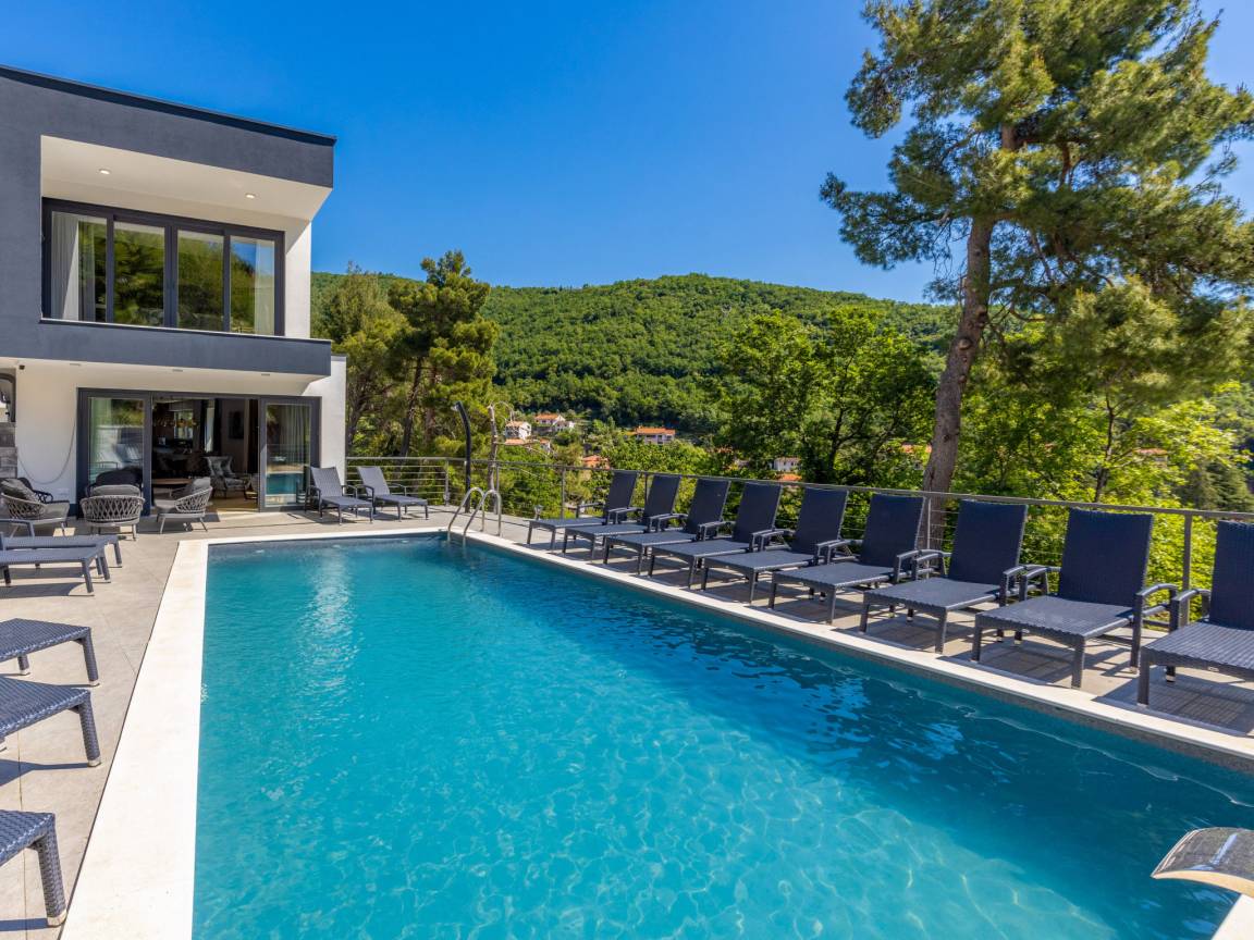430 M² Ferienhaus ∙ 6 Schlafzimmer ∙ 12 Gäste - Mošćenička Draga