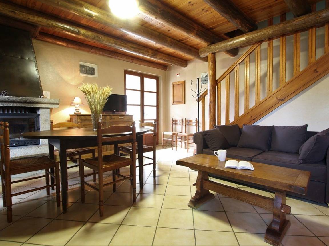 85 M² Cottage ∙ 3 Chambres ∙ 6 Personnes - Auvergne