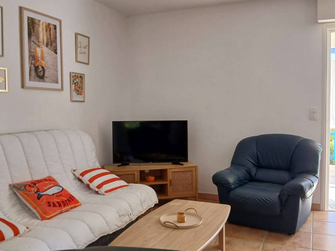 68 M² Apartment ∙ 2 Bedrooms ∙ 6 Guests - Saint-Raphaël