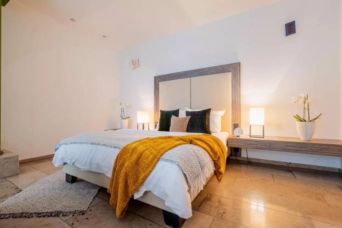 56 M² Apartamento ∙ 2 Huéspedes - Düsseldorf