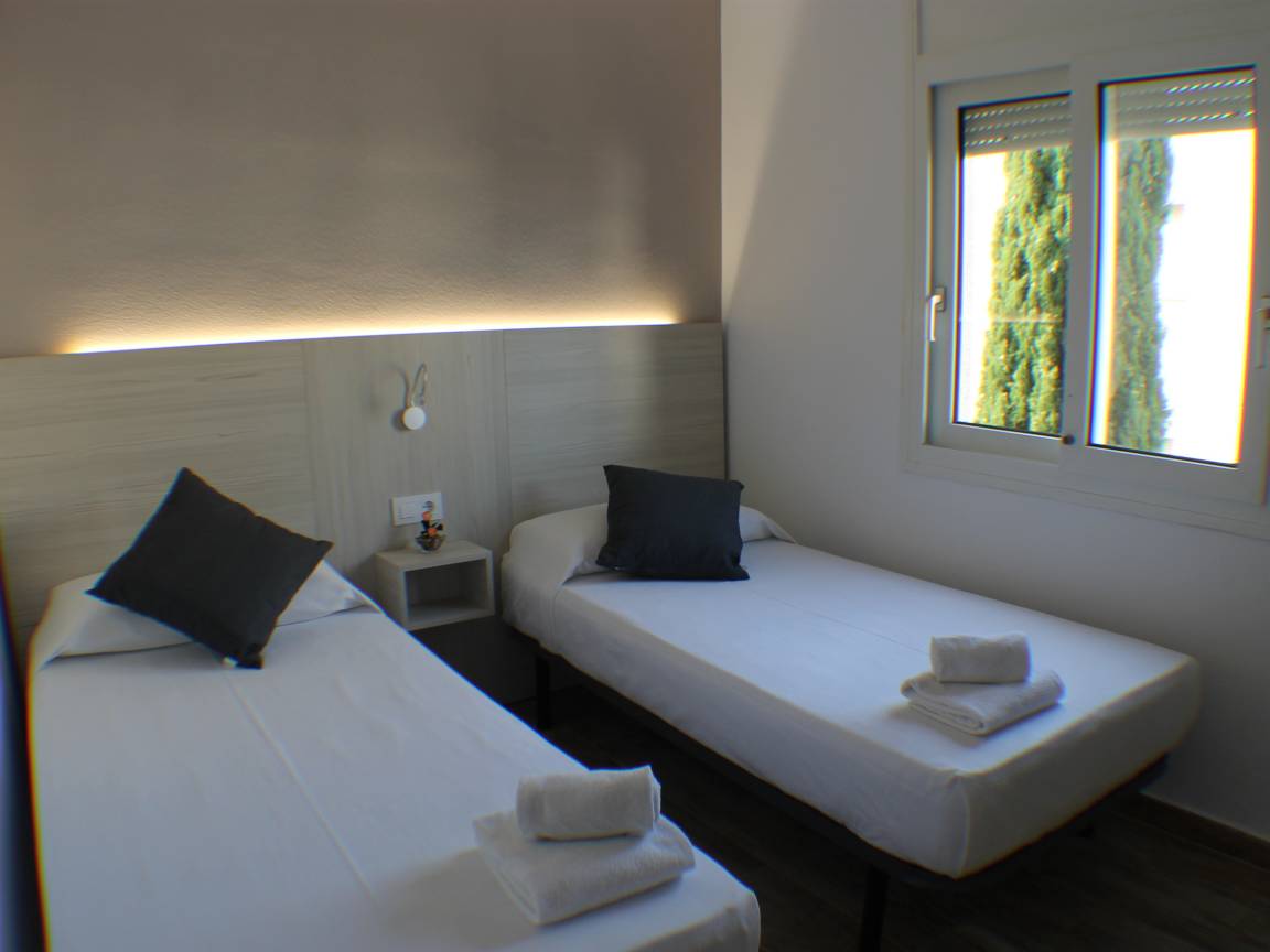 45 M² Ferienwohnung ∙ 1 Schlafzimmer ∙ 4 Gäste - Empuriabrava