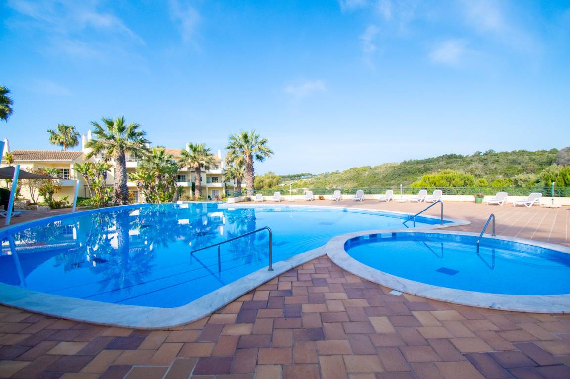 104 M² Ferienhaus ∙ 2 Schlafzimmer ∙ 4 Gäste - Carvoeiro