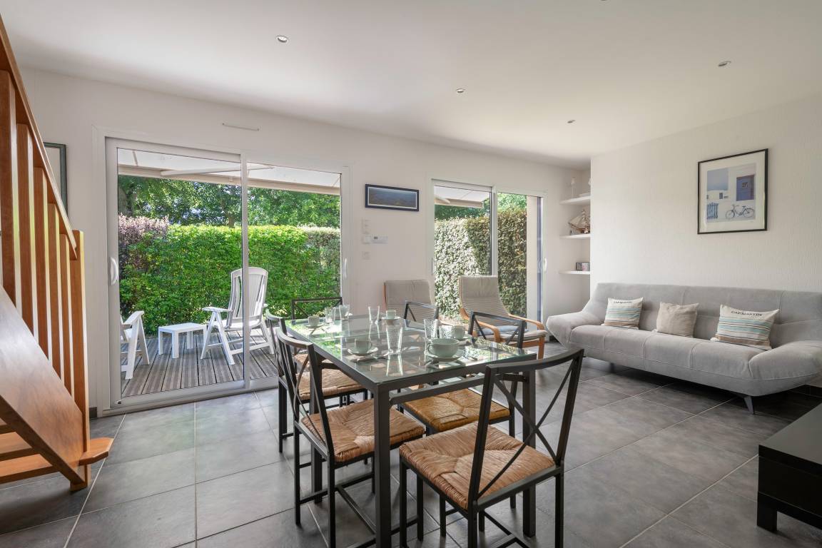 80 M² Ferienhaus ∙ 3 Schlafzimmer ∙ 6 Gäste - Arzon