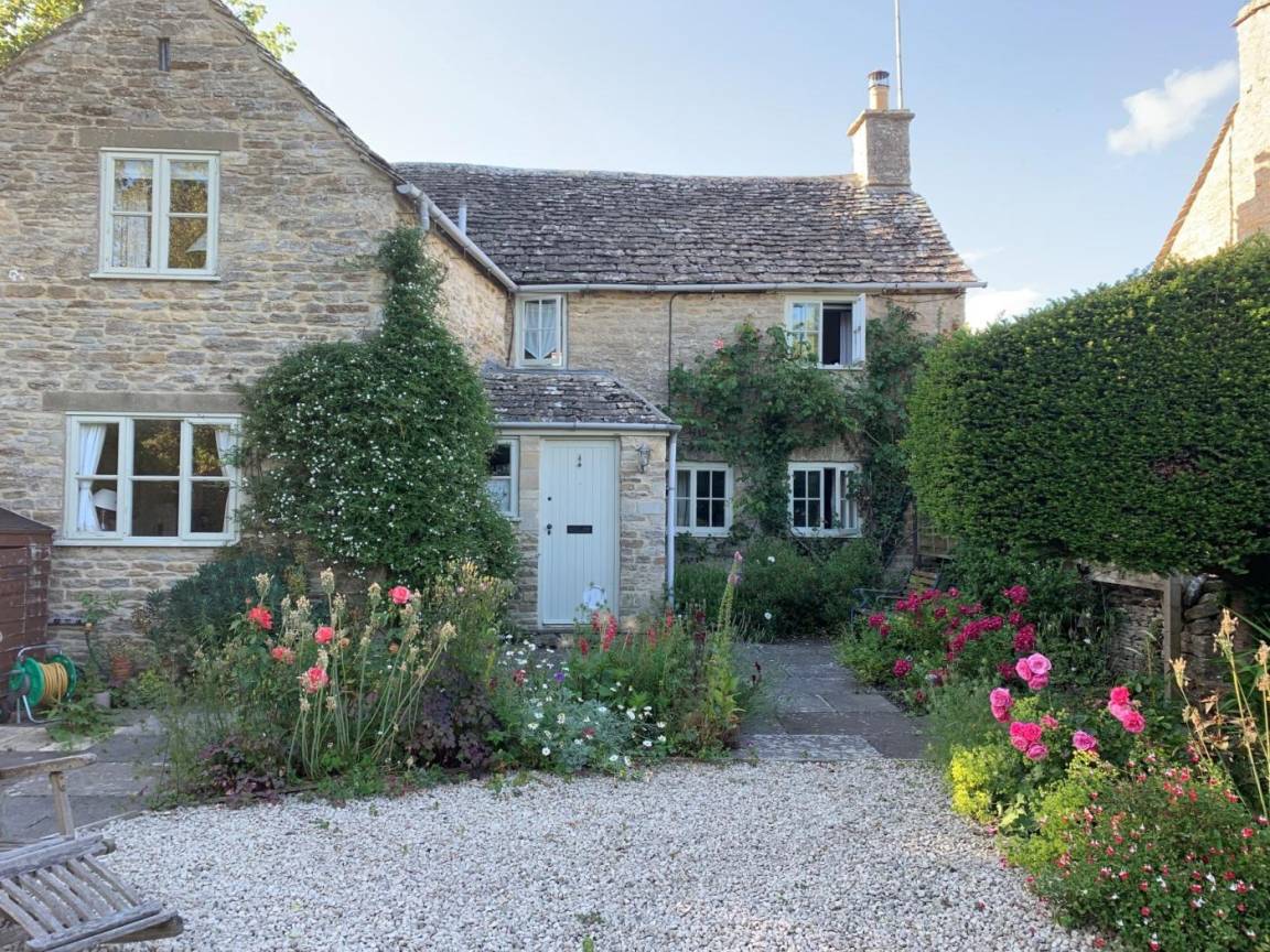 Cottage ∙ 2 Bedrooms ∙ 4 Guests - Bibury