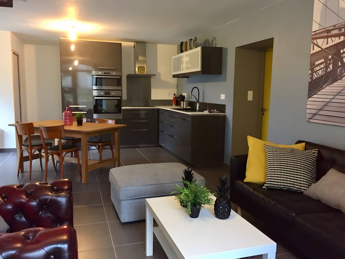 130 M² Huis ∙ 4 Slaapkamers ∙ 8 Gasten - Quimper