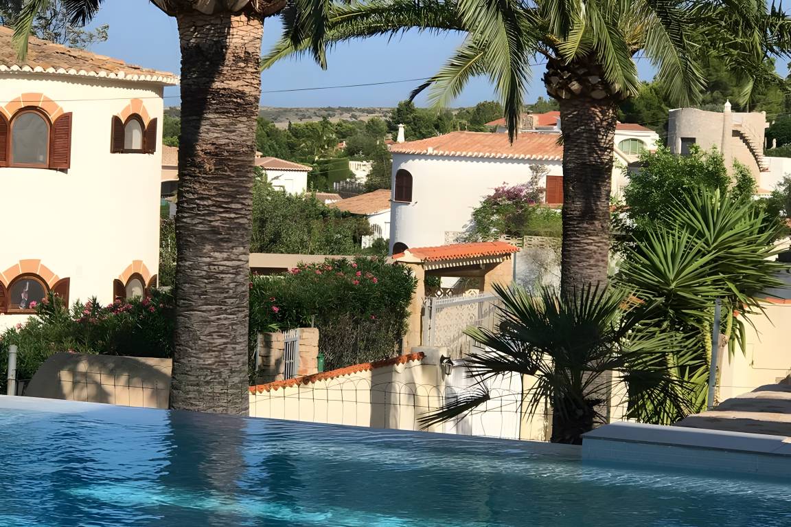 200 M² Villa ∙ 5 Bedrooms ∙ 10 Guests - Dénia