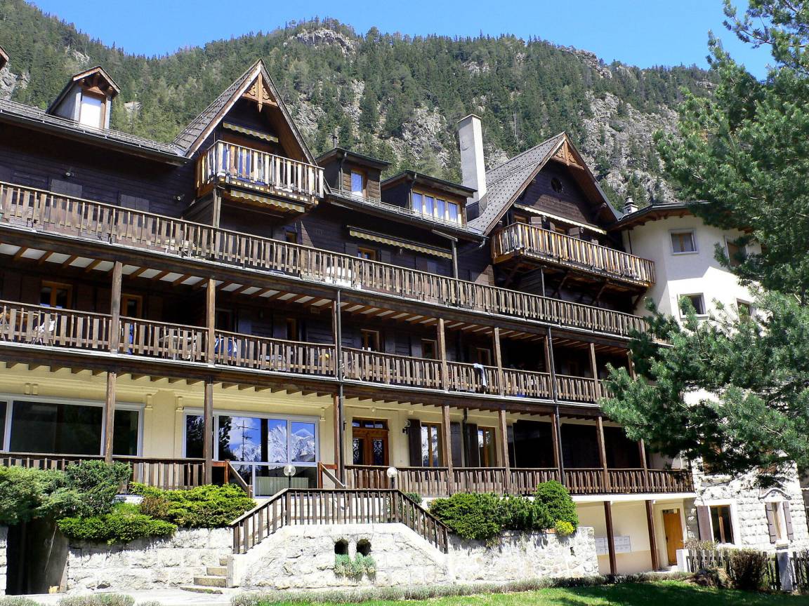 100 M² Ferienwohnung ∙ 2 Schlafzimmer ∙ 4 Gäste - Champex-lac