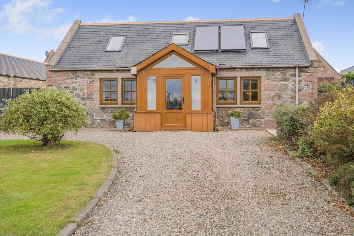 Cottage ∙ 2 Bedrooms ∙ 4 Guests - Aberdeenshire