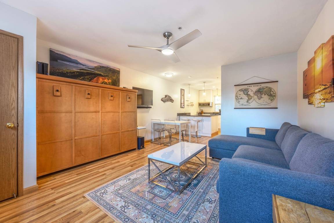 65 M² Condo ∙ 1 Bedroom ∙ 4 Guests - White Salmon, WA