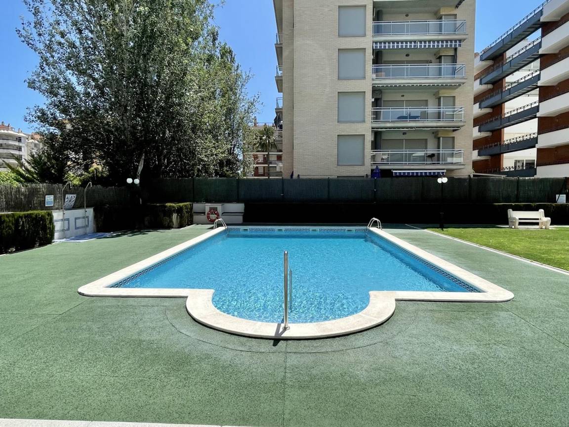 70 M² Apartamento ∙ 2 Habitaciones ∙ 6 Huéspedes - Tarragona, España