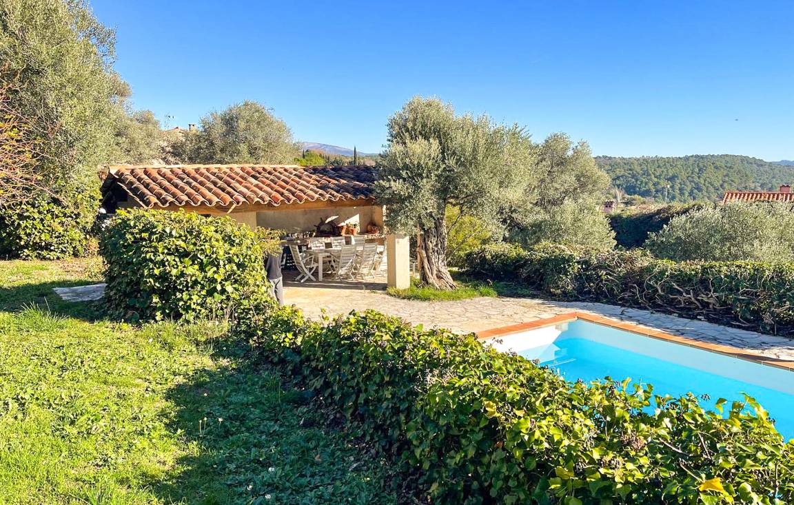 170 M² Maison De Vacances ∙ 4 Chambres ∙ 8 Personnes - Fayence