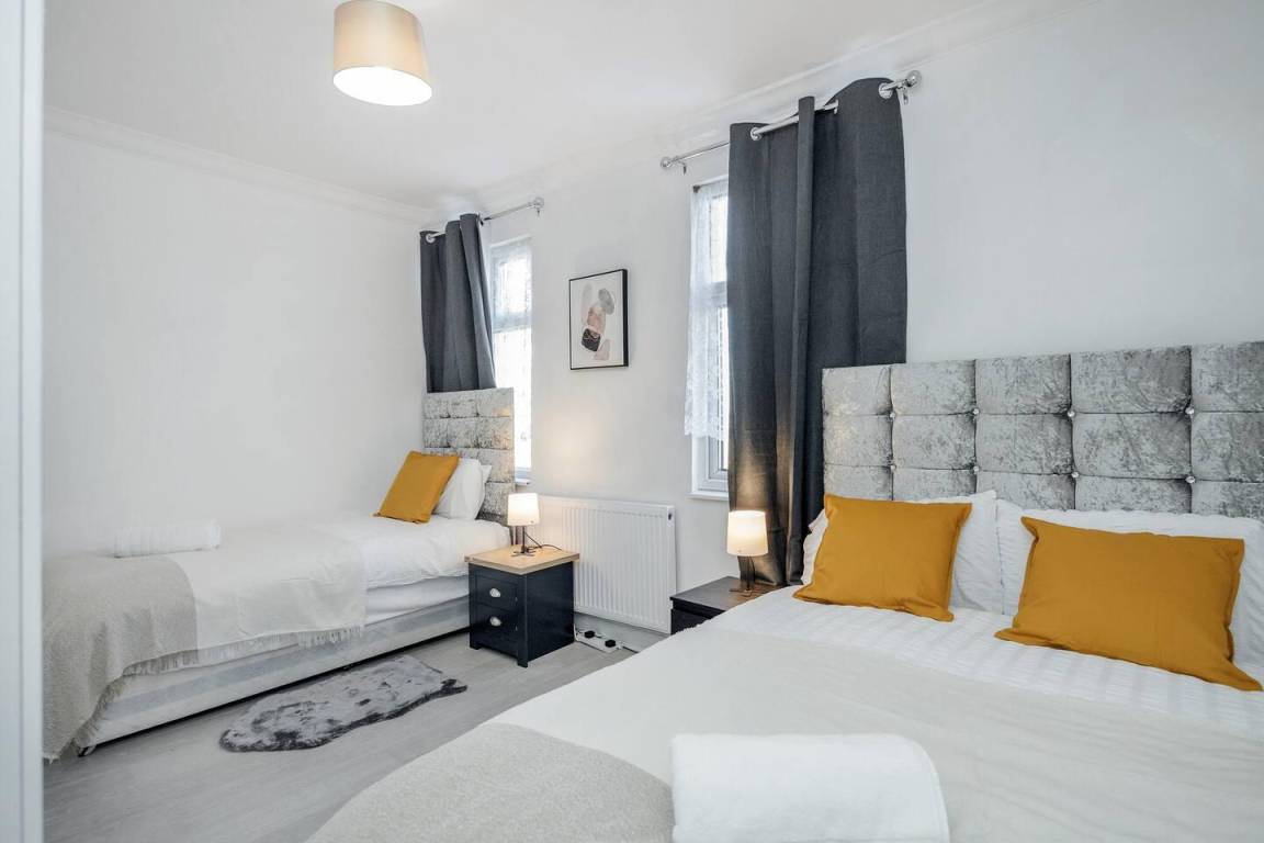 55 M² Appartement ∙ 2 Chambres ∙ 5 Personnes - Thurrock
