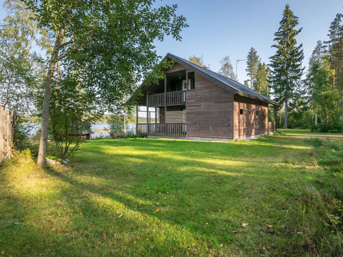 122 M² Talo ∙ 4 Makuuhuonetta ∙ 8 Vierasta - Juva