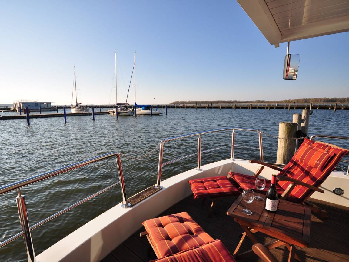 30 M² Péniche ∙ 1 Chambre ∙ 2 Personnes - Ribnitz-Damgarten