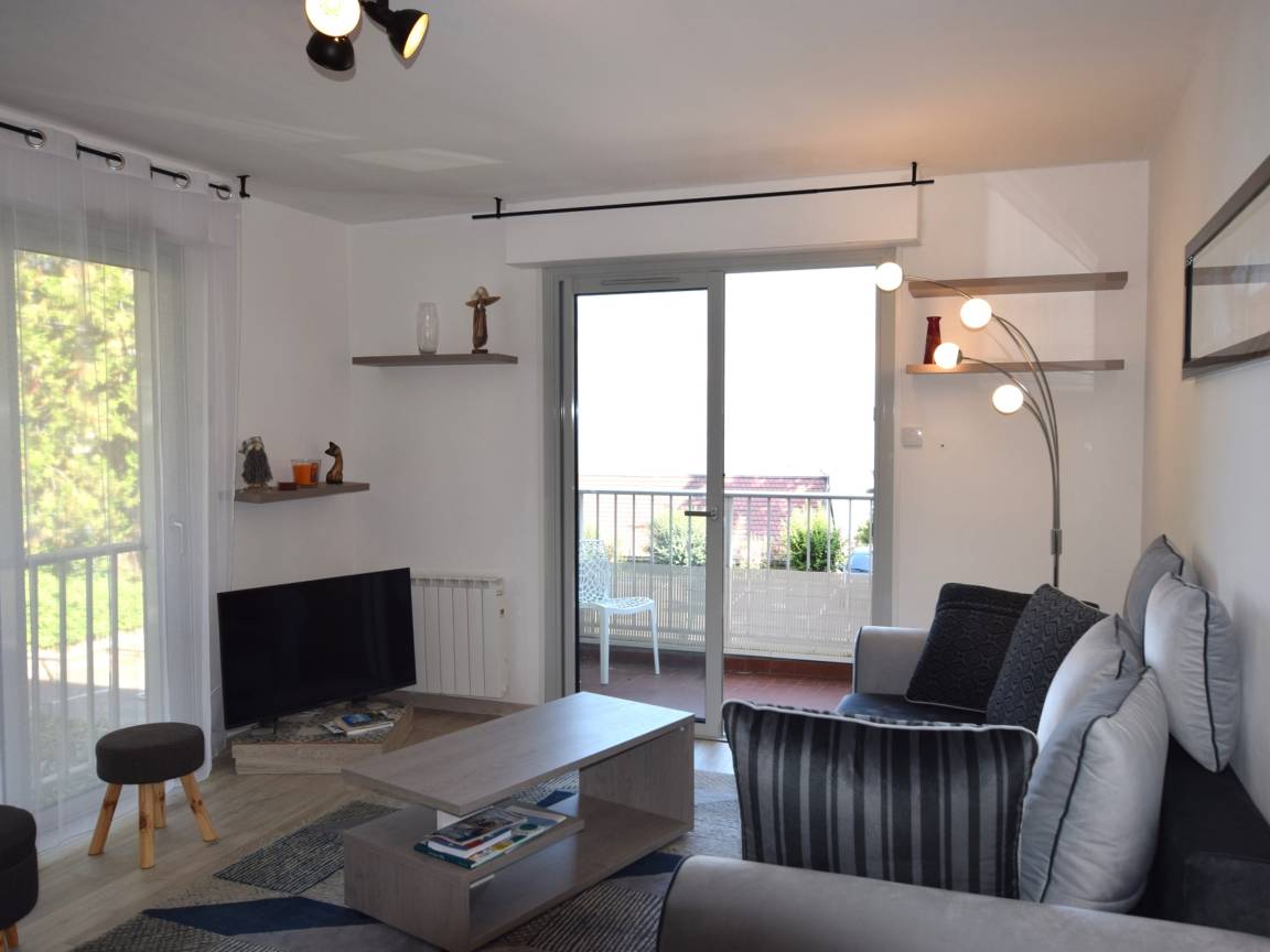 70 M² Appartement ∙ 2 Chambres ∙ 4 Personnes - Évian-les-Bains