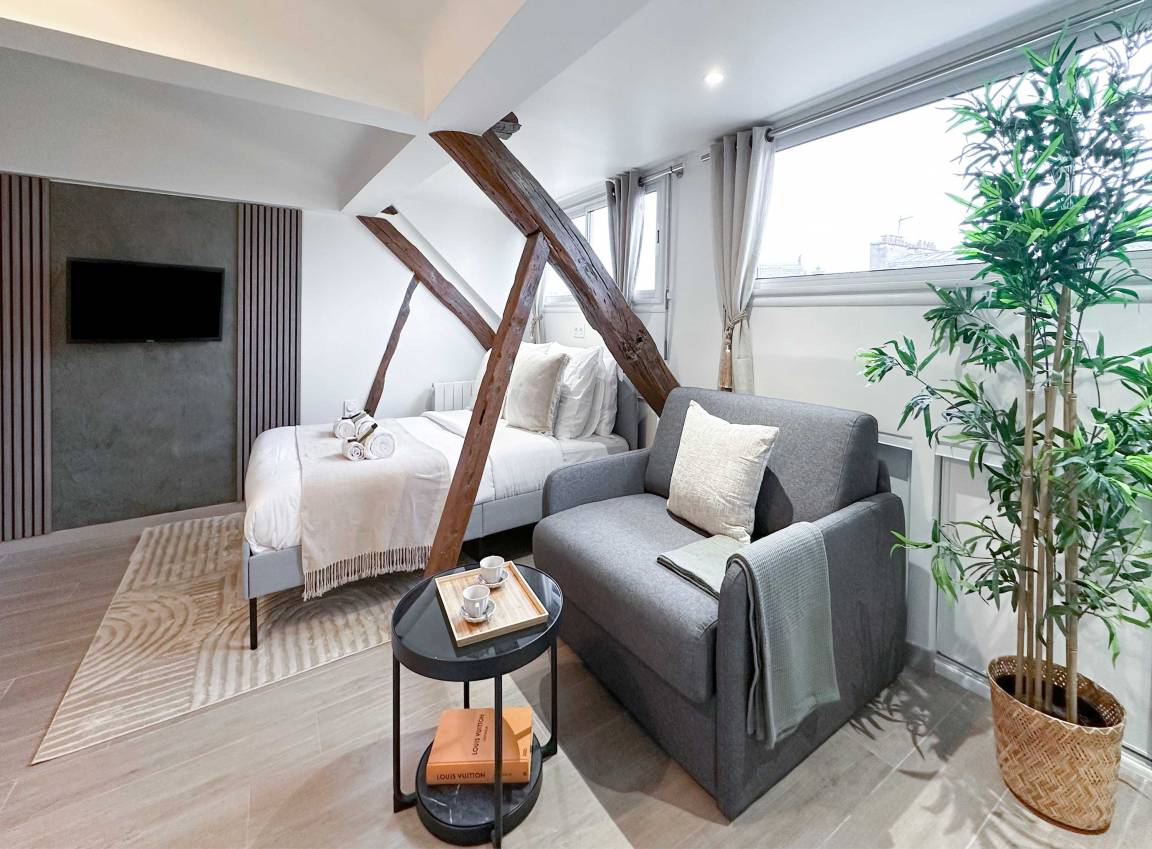 22 M² Studio ∙ 3 Personnes - Batignolles