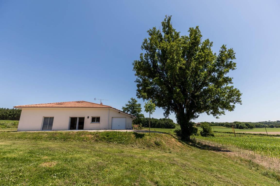 80 M² Gîte ∙ 2 Chambres ∙ 4 Personnes - Hagetmau