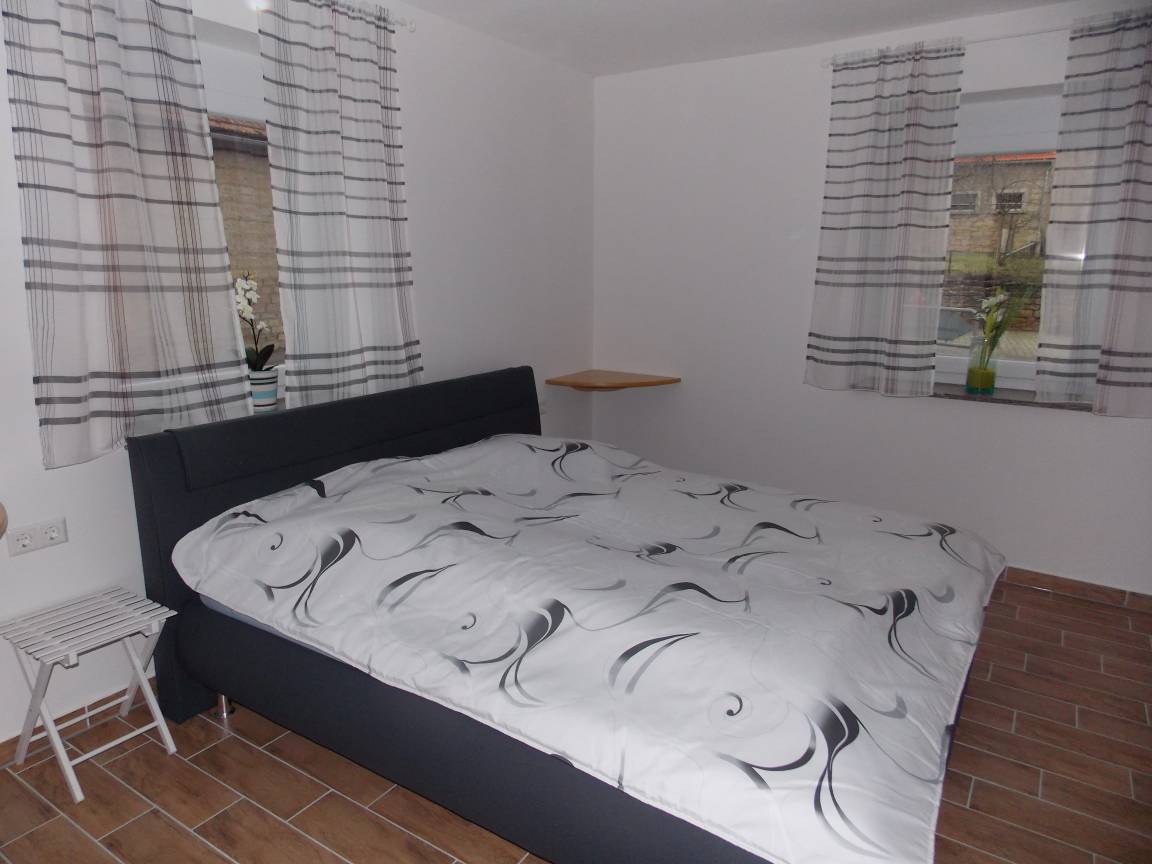 Ferienwohnung ∙ 1 Schlafzimmer ∙ 4 Gäste - Weikersheim