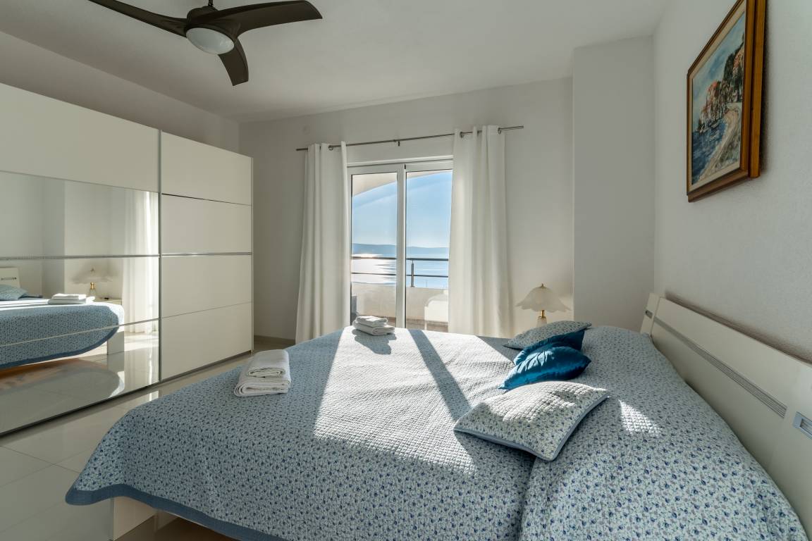 182 M² Ferienhaus ∙ 6 Schlafzimmer ∙ 12 Gäste - Tučepi