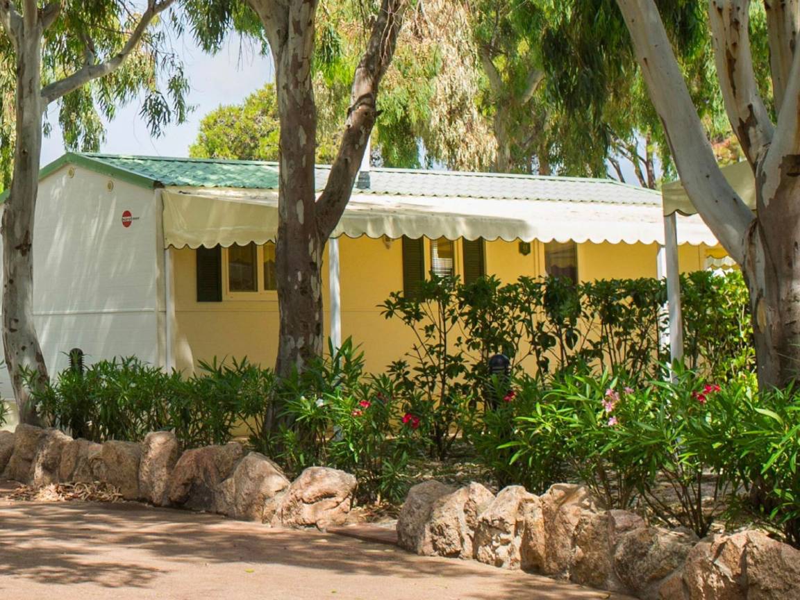 24 M² Ferienhaus ∙ 2 Schlafzimmer ∙ 4 Gäste - Arzachena