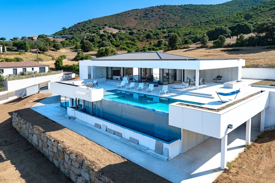500 M² Villa ∙ 4 Chambres ∙ 8 Personnes - Bastelicaccia