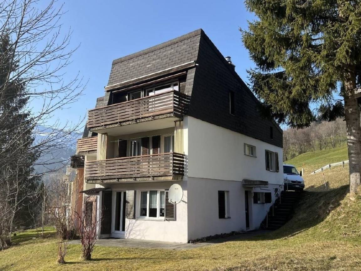 80 M² House ∙ 4 Bedrooms ∙ 8 Guests - Brienz