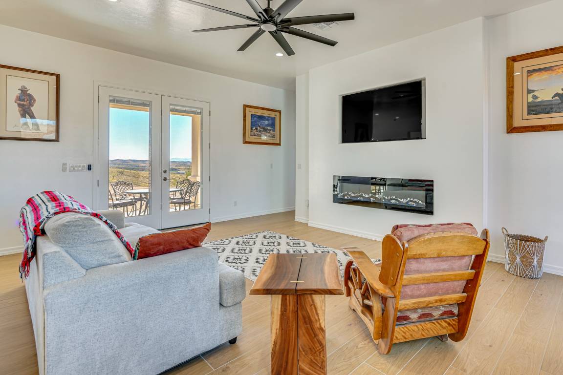 146 M² House ∙ 3 Bedrooms ∙ 6 Guests - Patagonia, AZ