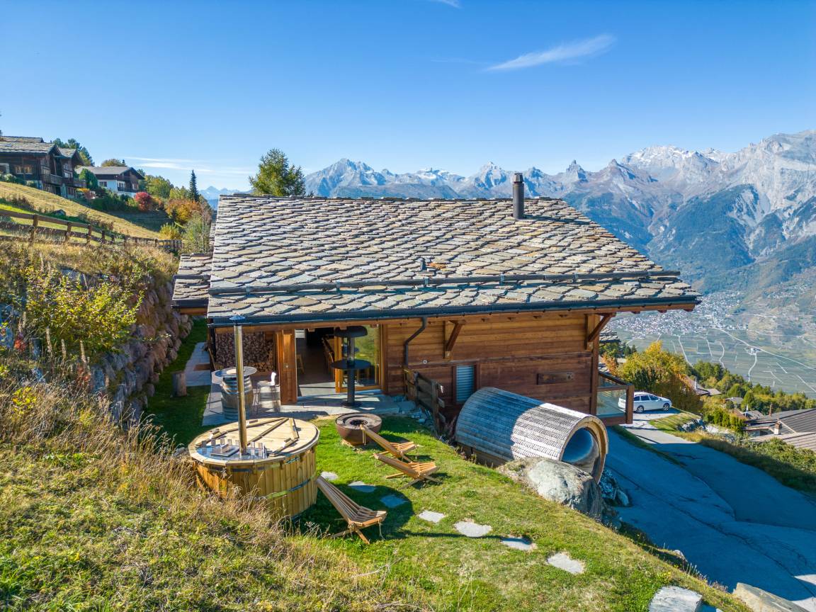 236 M² Chalet ∙ 6 Bedrooms ∙ 14 Guests - Verbier