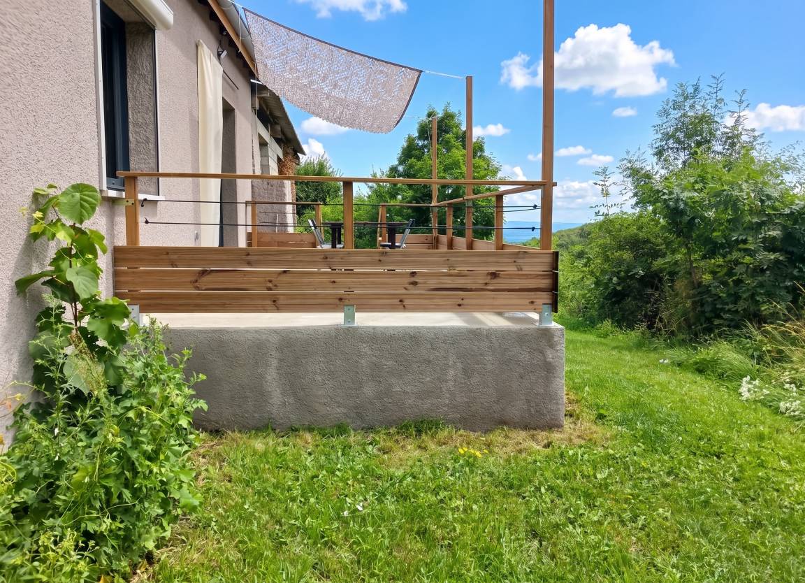 70 M² Maison De Vacances ∙ 2 Chambres ∙ 6 Personnes - Bourg-Argental