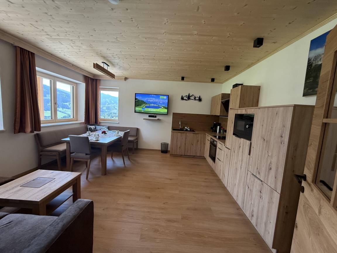 83 M² Apartment ∙ 2 Bedrooms ∙ 5 Guests - Haus
