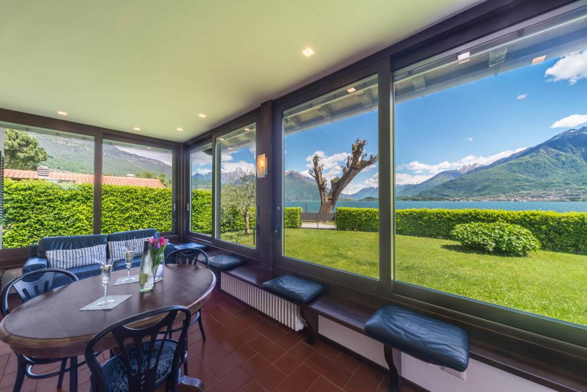 210 M² Villa ∙ 5 Bedrooms ∙ 13 Guests - Colico