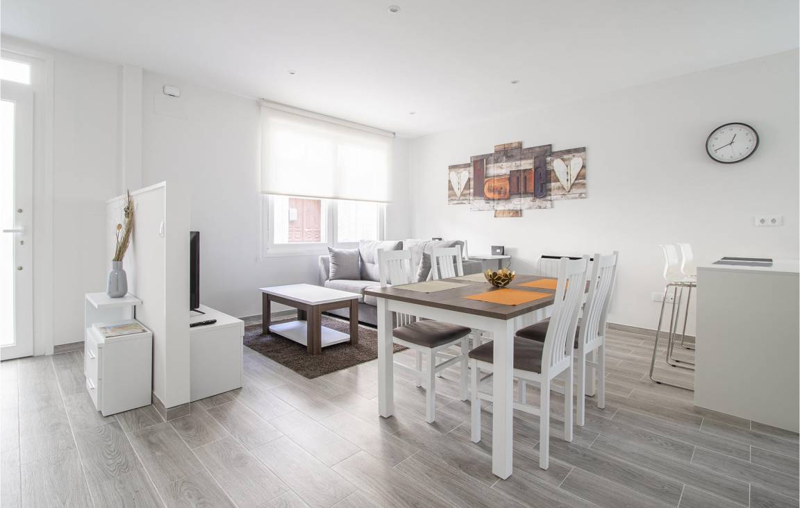 120 M² Casa ∙ 3 Habitaciones ∙ 5 Huéspedes - Noia