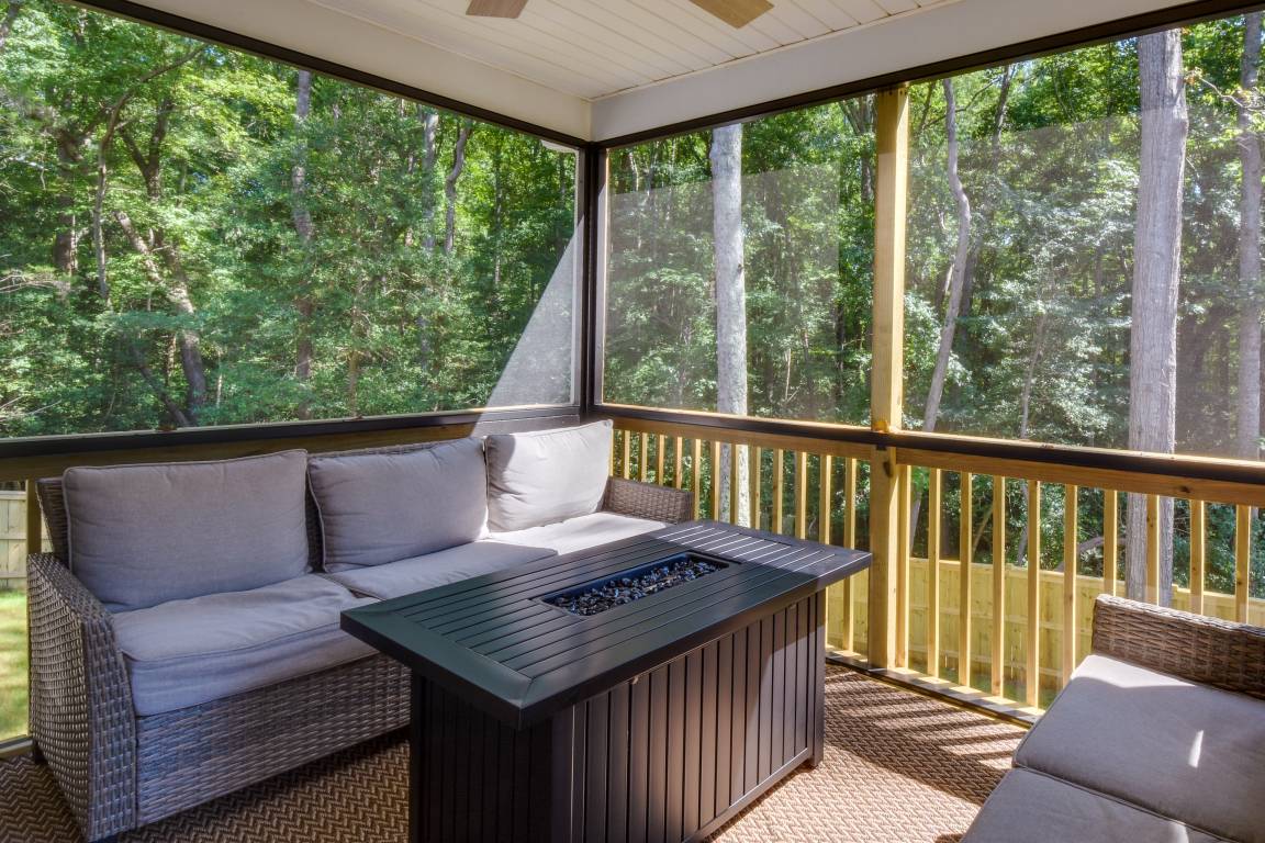 143 M² House ∙ 3 Bedrooms ∙ 7 Guests - Clemson, SC