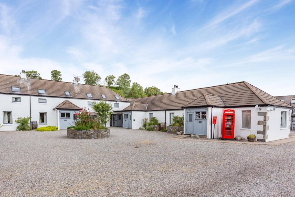 Cottage ∙ 3 Bedrooms ∙ 6 Guests - Kingussie
