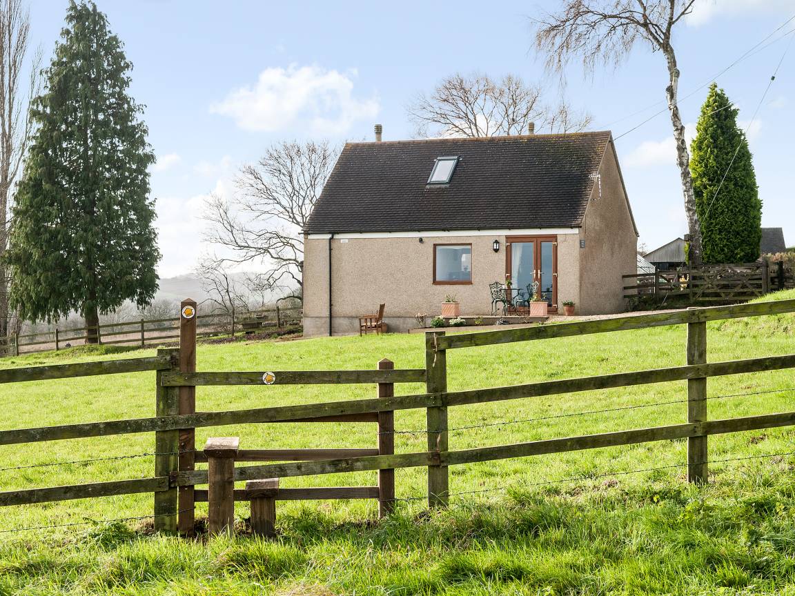 Cottage ∙ 1 Bedroom ∙ 2 Guests - Stroud, UK