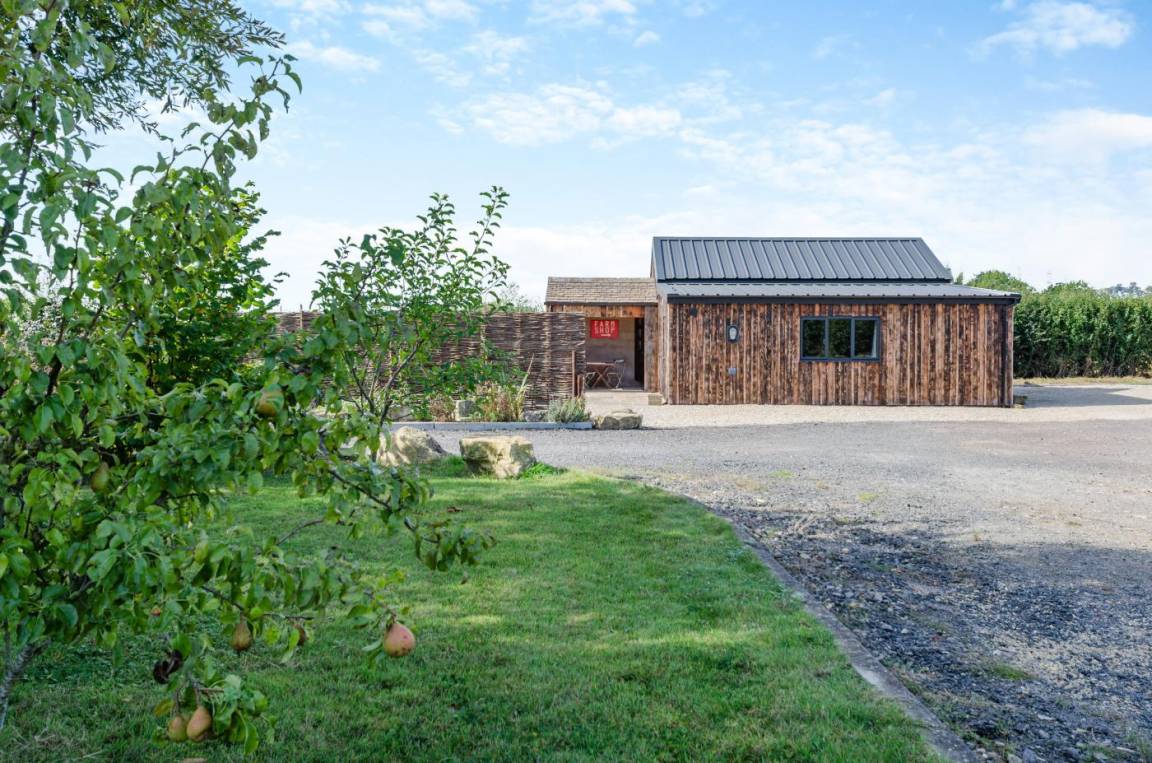 Lodge ∙ 1 Bedroom ∙ 2 Guests - Evesham