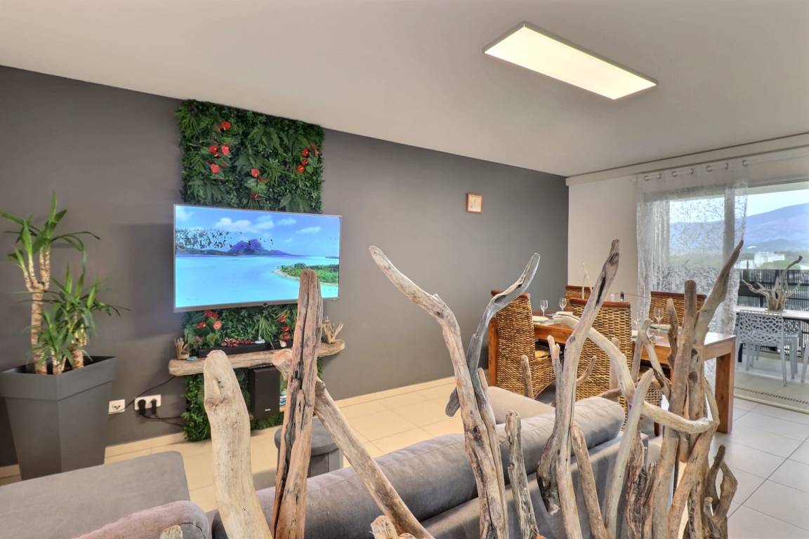 72 M² Apartment ∙ 2 Bedrooms ∙ 4 Guests - Ajaccio