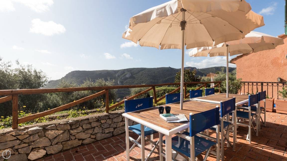 120 M² Appartement ∙ 11 Personnes - Finale Ligure