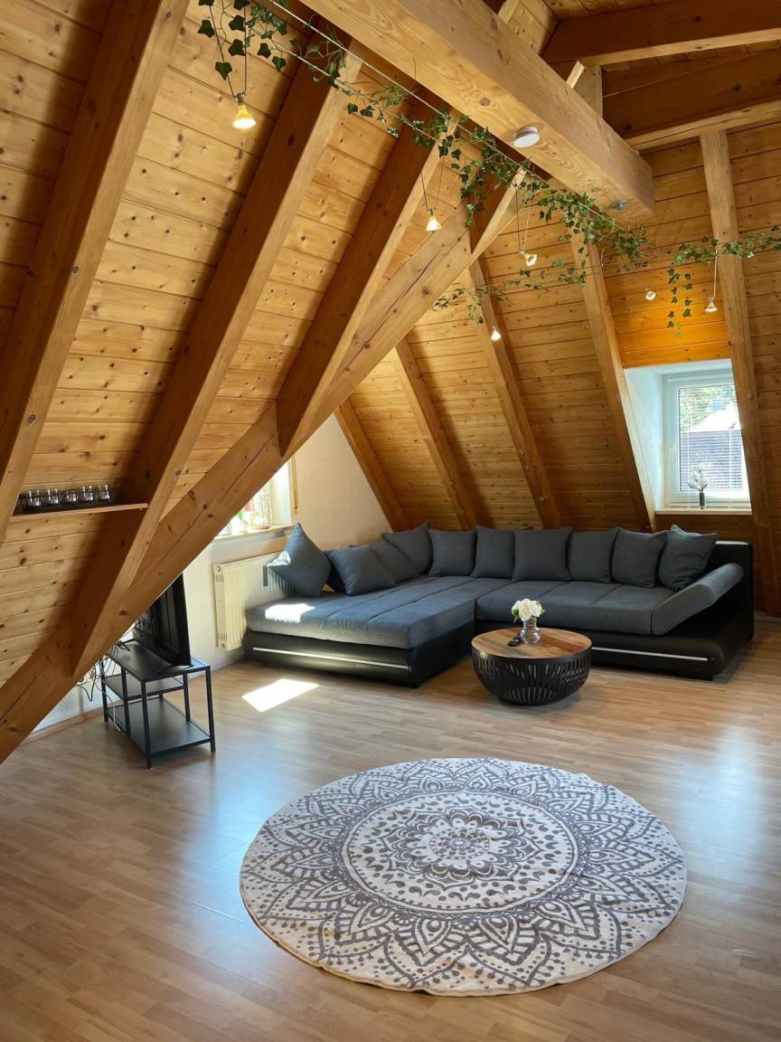 98 M² Appartement ∙ 2 Chambres ∙ 6 Personnes - Zirndorf
