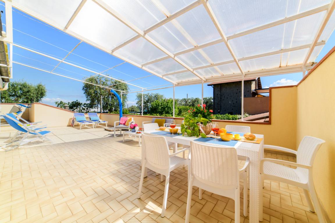 90 M² Ferienwohnung ∙ 2 Schlafzimmer ∙ 7 Gäste - Sorrent