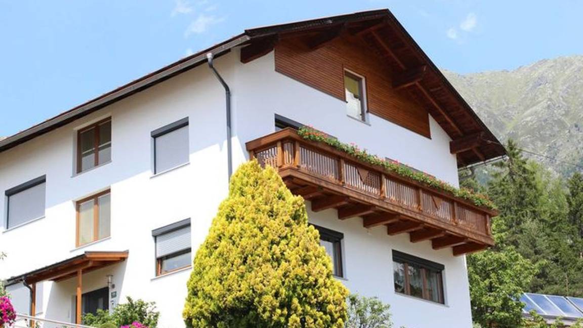 Ferienwohnung ∙ 2 Schlafzimmer ∙ 4 Gäste - Landeck